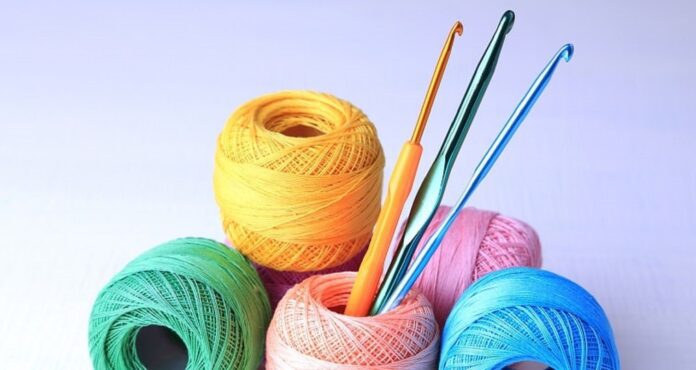 GUÍA COMPLETA DE UTENSILIOS PARA TEJER A CROCHET